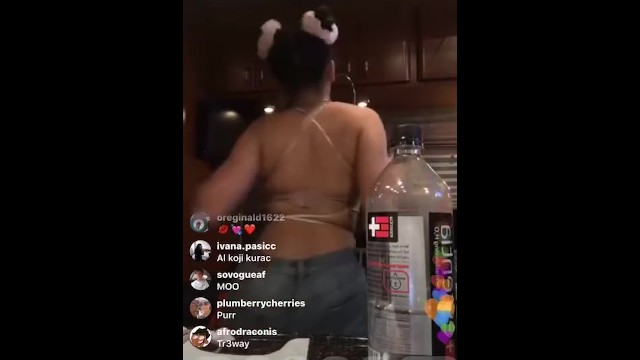 Doja Cat Twerking Sexy On Ig Live